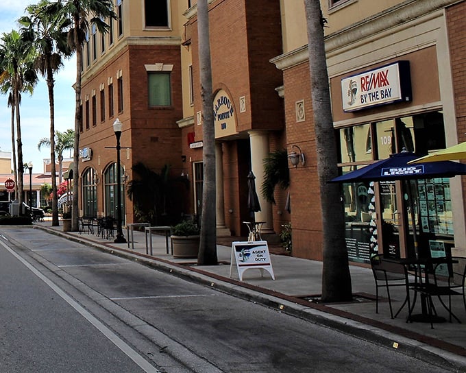 Classic storefronts and homey outdoor dinings that will make your stay at this town more homey.