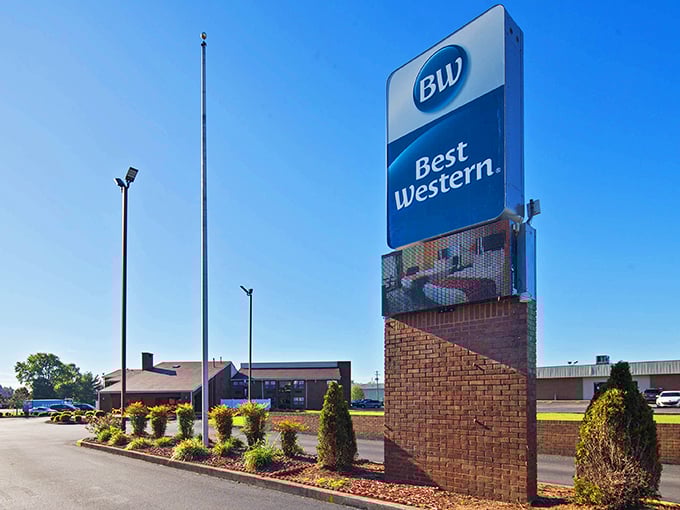 The Best Western sign promises all the comforts of chain hotel reliability with small-town hospitality that big cities charge extra for.