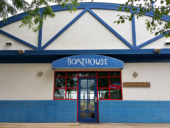 The Boat House restaurant promises waterside dining where the catch of the day probably had a shorter commute than you did.