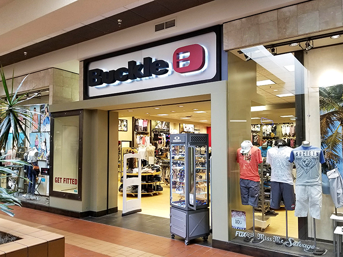 The mall offers familiar national retailers without the traffic nightmares of metropolitan shopping centers. Buckle up for savings, not for the parking lot battle.