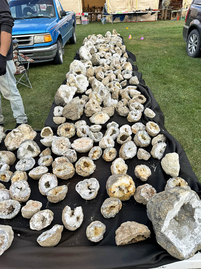 Nature's artwork on display&mdash;these fascinating geodes reveal crystalline interiors that took thousands of years to form but can be yours in an instant.