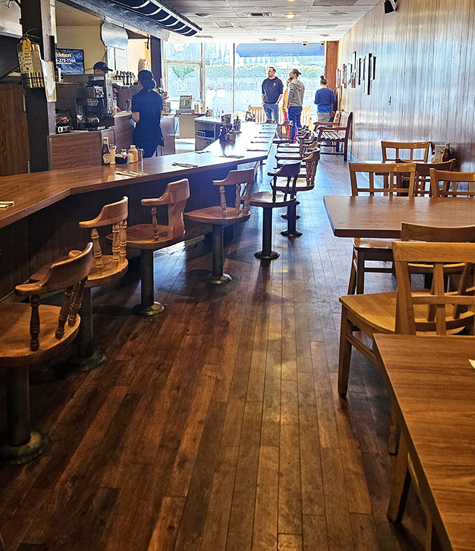 The well-worn wooden floors and simple furnishings tell you everything: this place cares more about your taste buds than impressing your Instagram followers.
