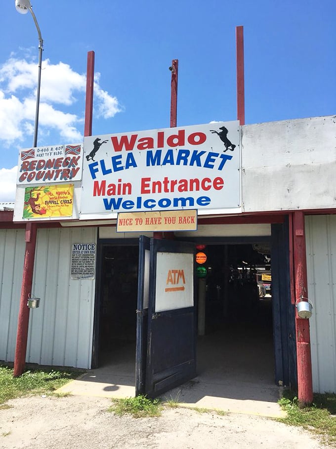 The entrance sign welcomes visitors with no-frills enthusiasm—a perfect preview of the unpretentious shopping adventure that awaits inside.