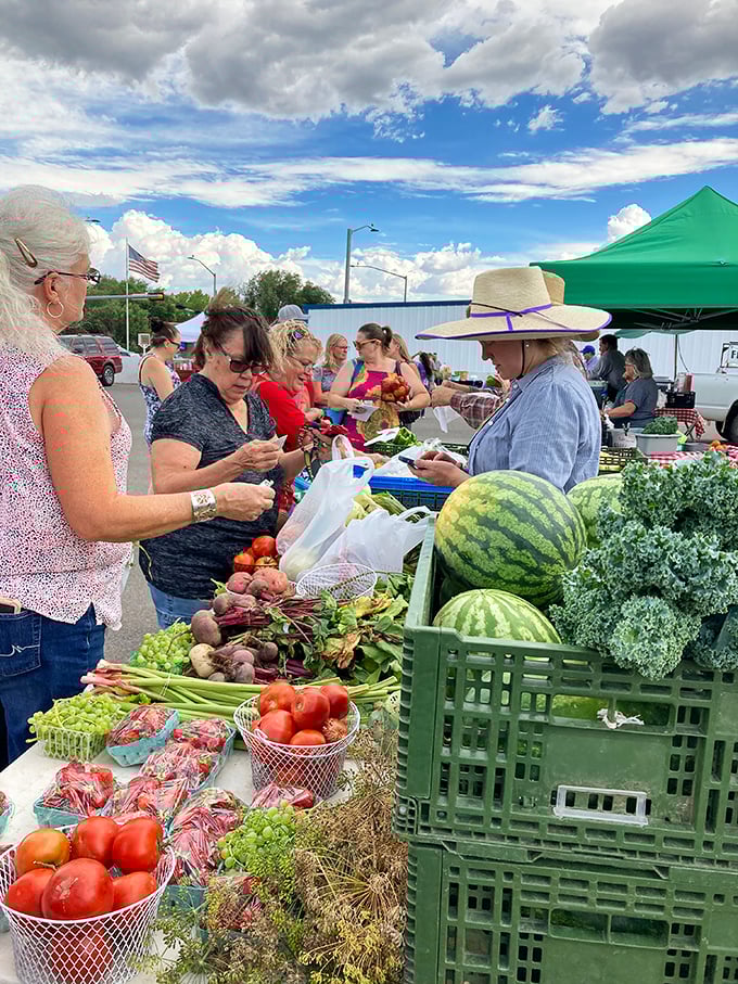 Farm-to-table isn't a trendy concept at Aztec's Farmers Market&mdash;it's simply how neighbors have connected with local growers for generations, one perfect tomato at a time.