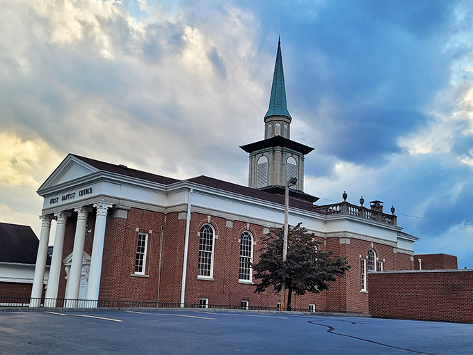 First Baptist Church's steeple reaches toward heaven as if to say, "We're closer to the divine here in Tennessee." Spiritual elevation with architectural flair.