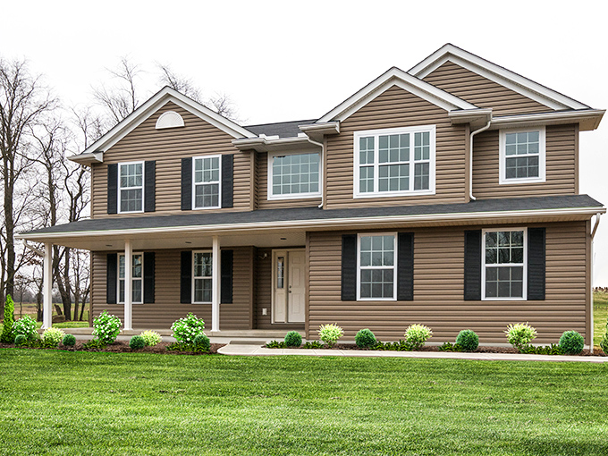 Modern homes near Volant offer contemporary comfort with traditional views. After a day of food exploration, imagine coming home to this peaceful setting.