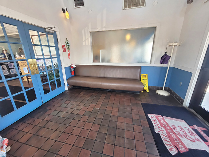 Even the waiting area feels like home, with its blue trim and bench that's seen generations of hungry Ohioans anticipating greatness.