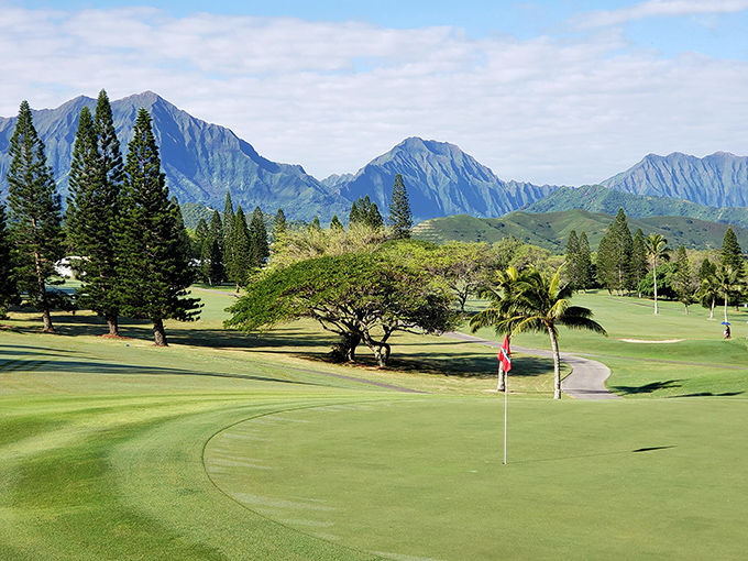 Golf courses with mountain backdrops like this make even terrible drives feel somehow philosophically acceptable and scenic. 