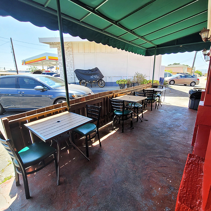 The outdoor patio offers a place to enjoy your BBQ in the California sunshine&mdash;because great smoked meat deserves fresh air.