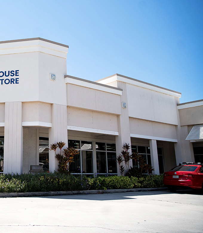 The unassuming exterior gives no hint of the wonderland of finds inside&mdash;Naples' best-kept secret hiding in plain sight.