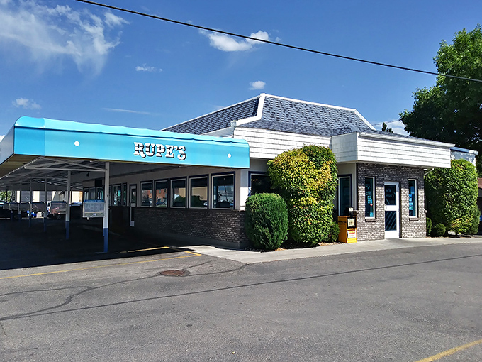 Rupe's Burgers: where the menu is straightforward and the portions aren't messing around.