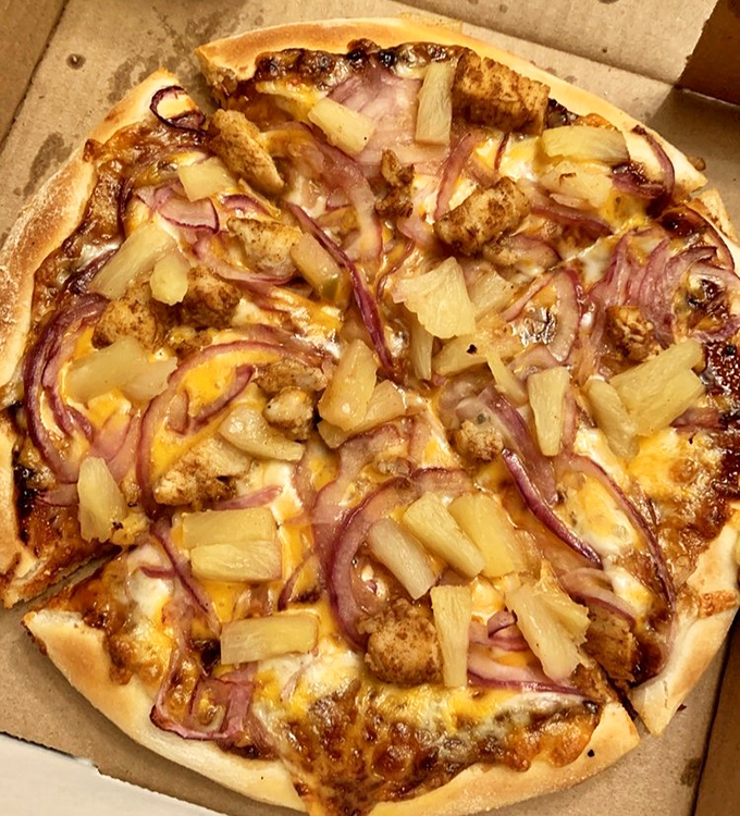 The Samurai pizza combines chicken, pineapple and red onion in a harmony so perfect, it could bring peace to warring food factions.