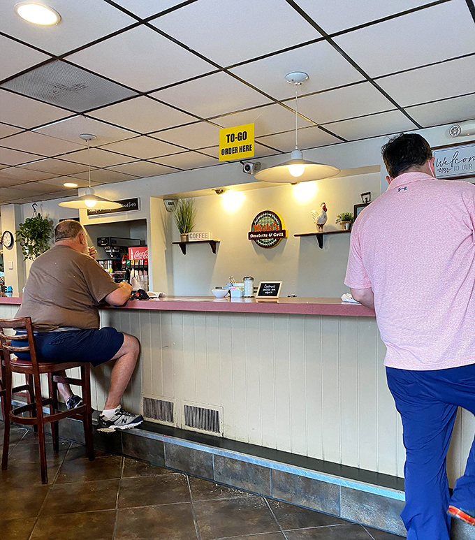 The to-go counter: for when you need Nicki's breakfast goodness but life rudely insists you be somewhere else.