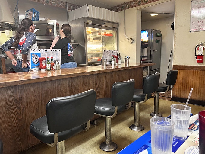 These counter seats offer front-row tickets to the best show in town: watching short-order cooks perform their delicious symphony.