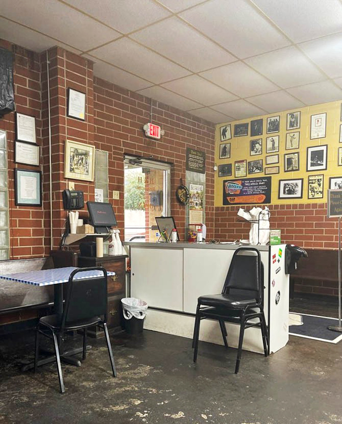 Simple tables, classic condiments, and brick walls that have witnessed countless conversations over incredible food.