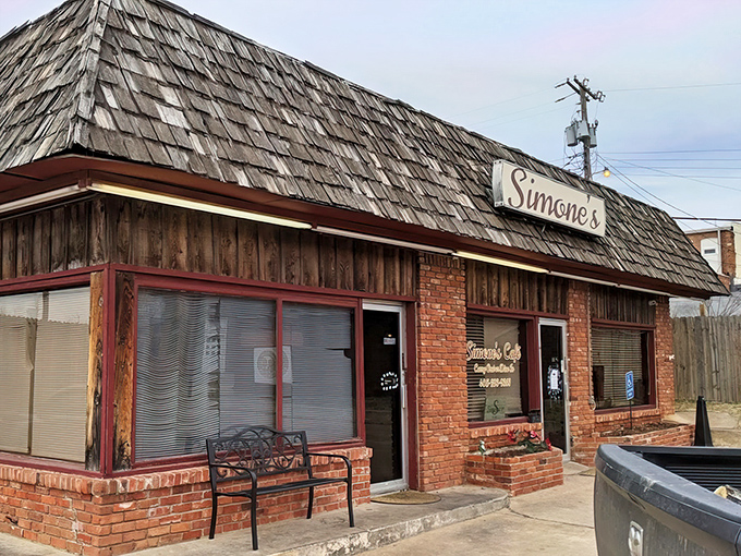 Simone's Cafe embodies small-town dining charm&mdash;where the coffee's always hot, the welcome's always warm, and nobody rushes you through breakfast.