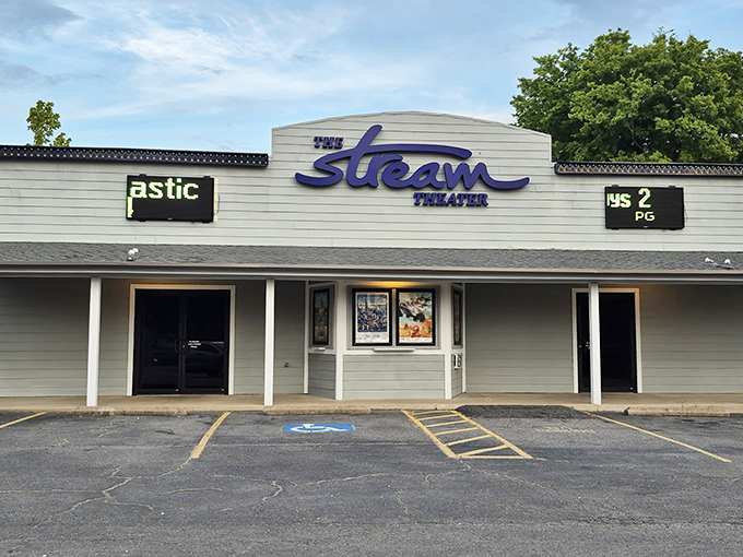 The Stream Theater brings Hollywood to the Ozarks without any of the traffic, attitude, or $15 popcorn.