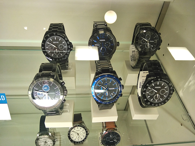 Time stands still in the watch department, except when it's racing to grab that Fossil timepiece before someone else spots it.