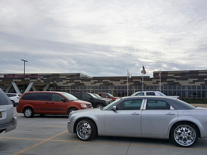 The Wild Rose Casino adds a dash of excitement to Jefferson's relaxed atmosphere, proving small towns can offer big entertainment without big-city hassles.