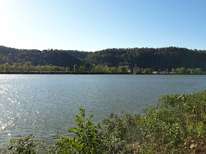 The hills cradle the water like they've been doing it for millennia, which, come to think of it, they have. Some relationships just work. 