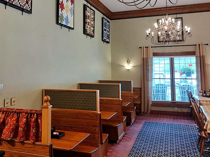 These booths aren't just seating—they're private dining sanctuaries where calories don't count and conversations flow freely.