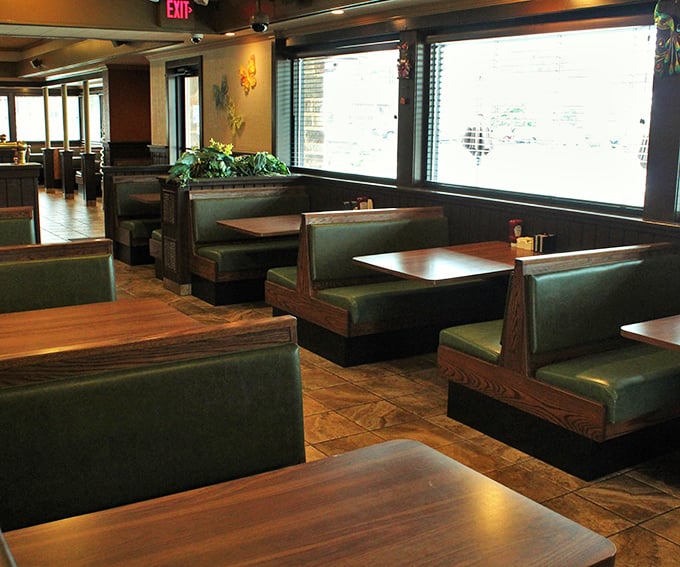 Booth seating arranged for maximum comfort and minimal eavesdropping&mdash;the perfect setting for both family gatherings and clandestine breakfast meetings.