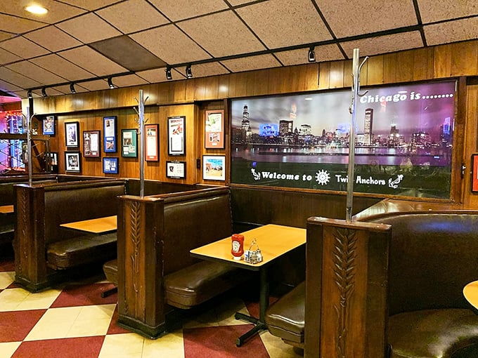 These booths have heard more Chicago secrets than a taxi driver. The wood paneling isn't retro; it's authentically vintage.
