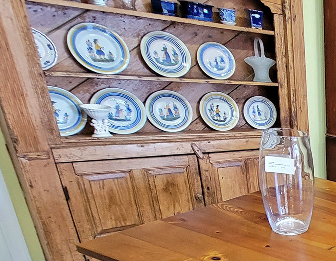 These blue and white plates aren't just dinnerware&mdash;they're time machines to meals served long before Instagram food photography existed.