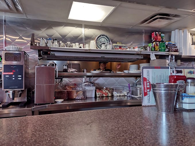 Where breakfast dreams come true. This isn't just a kitchen counter &ndash; it's the stage where morning masterpieces are born.