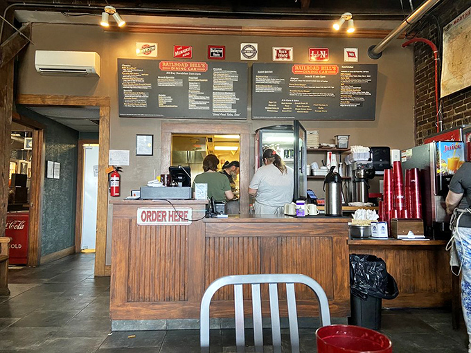 Where the magic happens. The counter service setup means you're that much closer to breakfast nirvana.