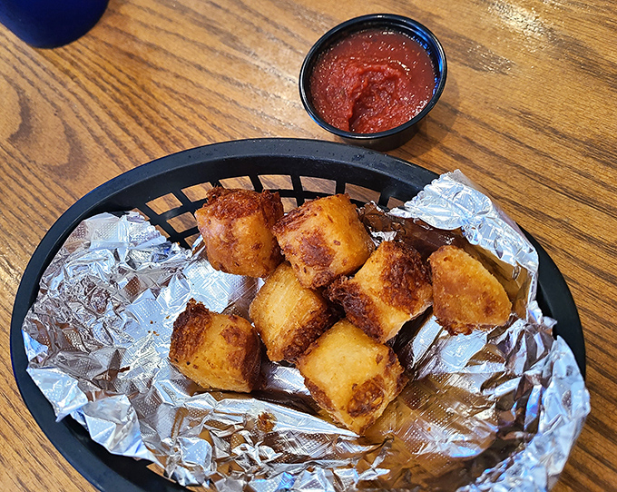 Golden-fried cheese cubes that make a compelling argument for why Wisconsin should be considered a holy land.