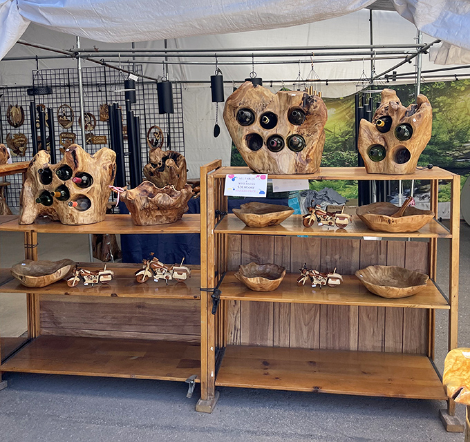 Nature transformed into functional art. These wooden wine holders prove that dead trees can still contribute to a good time!