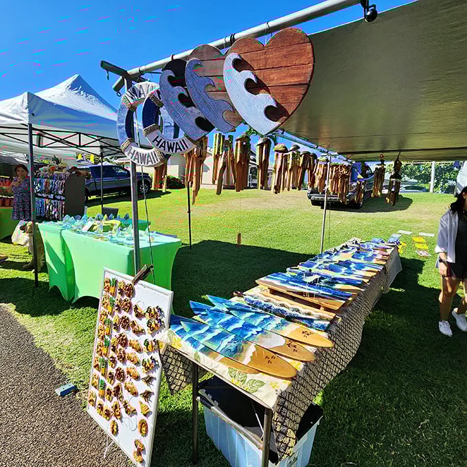 Where Hawaii's artistic soul shines through&mdash;these handcrafted treasures weren't mass-produced in a factory halfway around the world.