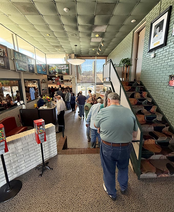 The line forms early and moves with purpose. Veterans know the wait is part of the experience&mdash;anticipation makes those rolls taste even better.