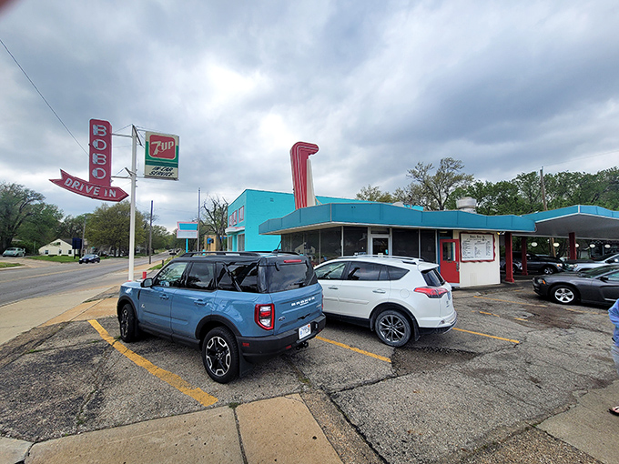 The parking lot tells the story&mdash;cars from all walks of life gathered together in the universal pursuit of a great American meal.