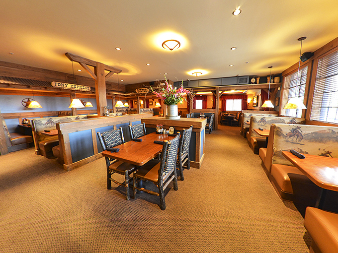 Rustic wooden tables and comfortable seating invite you to settle in for the long haul. Barbecue this good deserves your full attention.