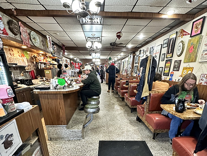 The narrow dining room creates an intimacy that turns strangers into conversationalists. "Pass the syrup" is just the beginning.