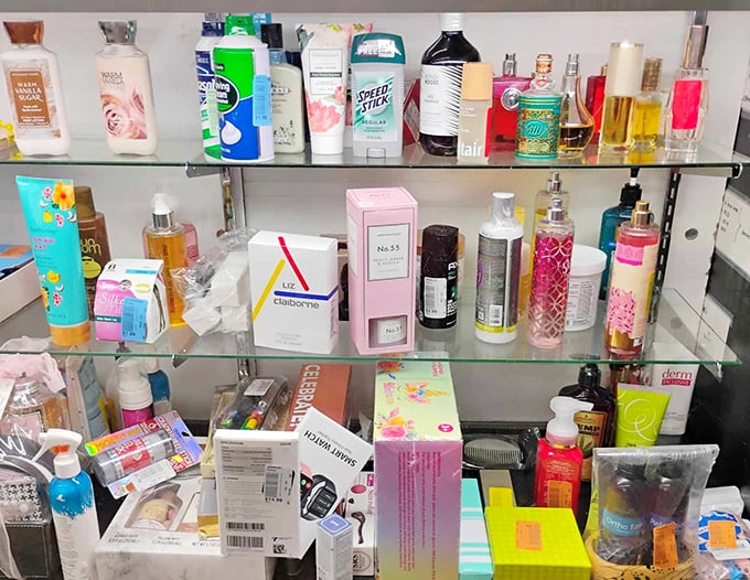 Beauty product bonanza! Half-used? Never. These pristine potions promise transformation without the department store pressure tactics.