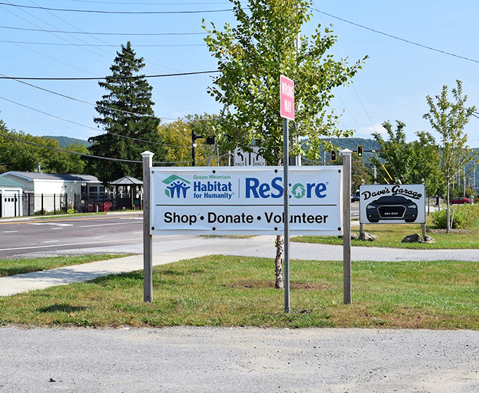 Green Mountain Habitat ReStore: where shopping guilt-free actually means something beyond just excellent marketing spin tactics. 