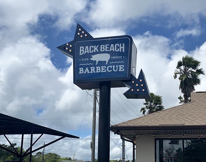 The retro sign that's guided countless hungry travelers to barbecue salvation. Those illuminated arrows aren't just decoration&mdash;they're pointing you toward happiness.