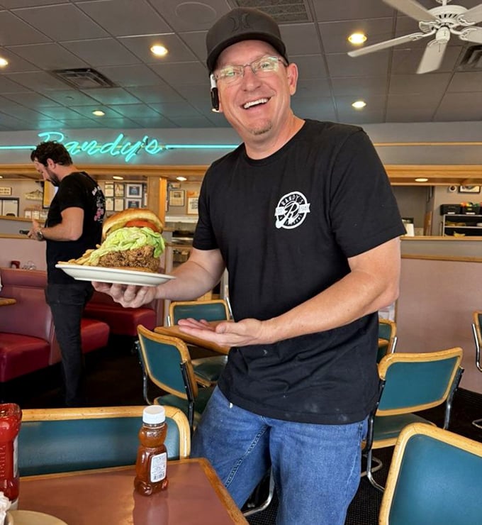 The staff at Randy's doesn't just serve food—they present it with pride, as if each burger is a masterpiece deserving of its own exhibition at the Phoenix Art Museum.