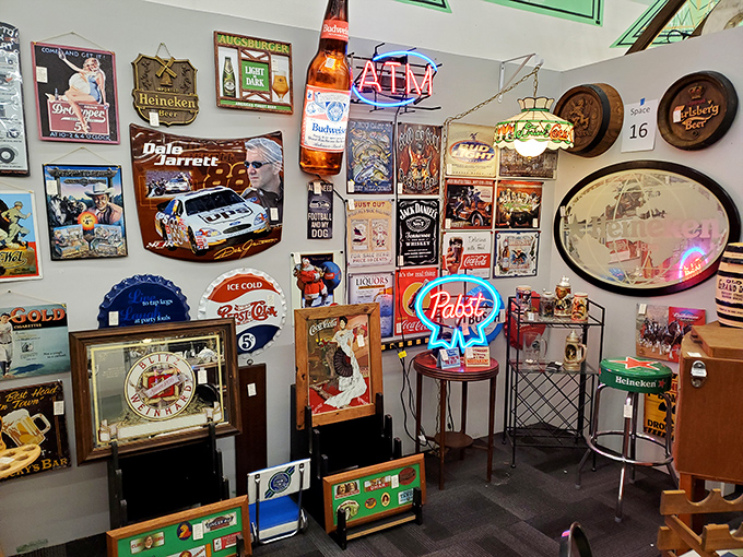 Vintage advertising that reminds us when neon was an art form and beer signs were considered sophisticated home decor.