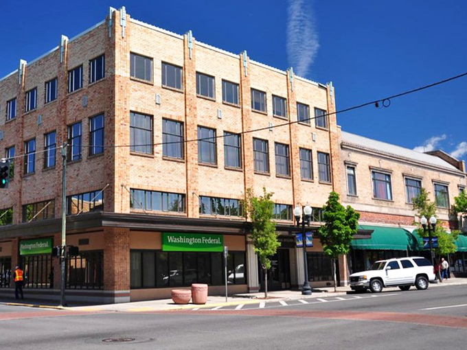 Historic main streets where "Washington Federal" feels like at a neighbor's house.