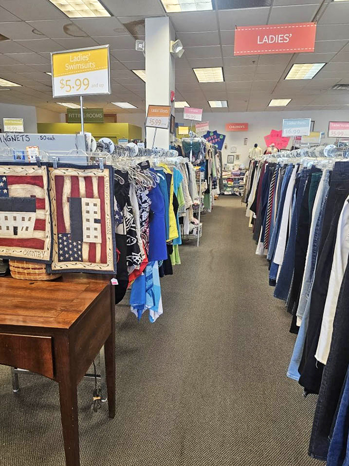 Patriotic d&eacute;cor mingles with summer clothes, creating the perfect shopping experience for the indecisive seasonal decorator.