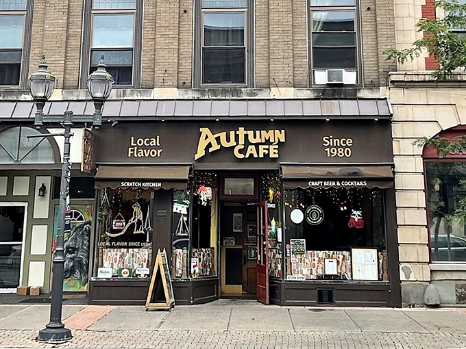 Autumn Caf&eacute;'s storefront promises "Local Flavor" since 1980&mdash;and locals will tell you they've kept that promise deliciously.