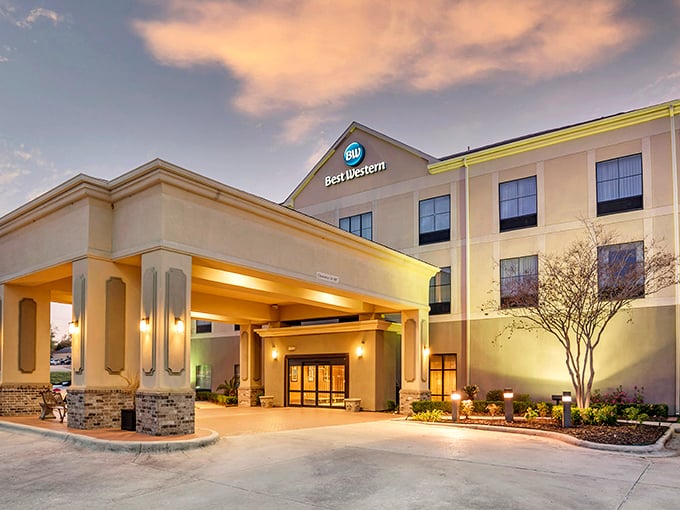 Even chain hotels in St. Francisville manage to incorporate touches of local architectural elements, creating a sense of place rather than corporate anonymity.