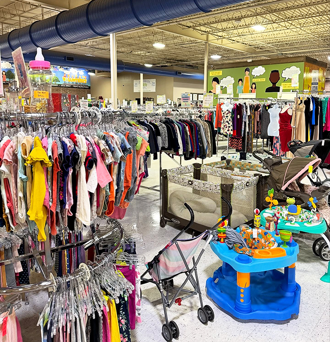 Kid's clothing paradise where tiny fashionistas can build wardrobes without breaking the piggy bank. Those activity centers are calling all toddlers!