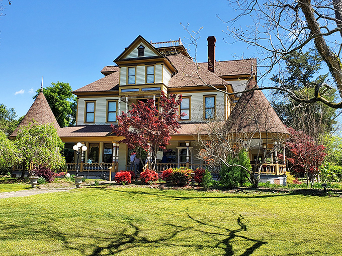 The Coleman House Inn showcases Victorian splendor surrounded by azaleas that practically scream "Southern hospitality."
