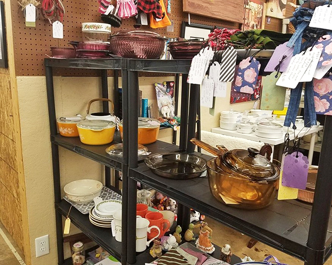 Vintage cookware in sunset colors reminds us that even practical items once knew how to be stylish.