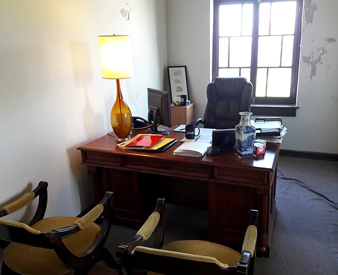 An office where conducting business feels infinitely more exotic than your typical cubicle or dining room table setup.